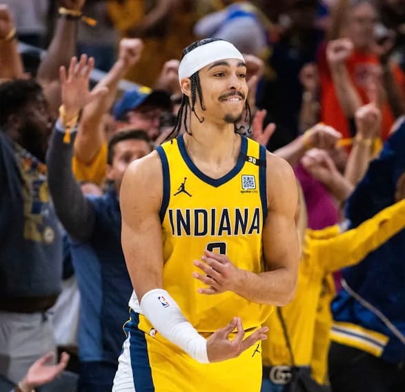 Andrew Nembhard Inks Extension